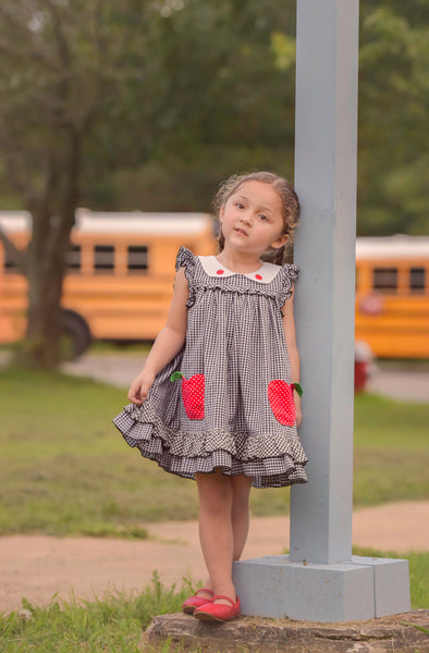 Nottingham Dress with Apple Pockets Coloring Page – Little Lizard King